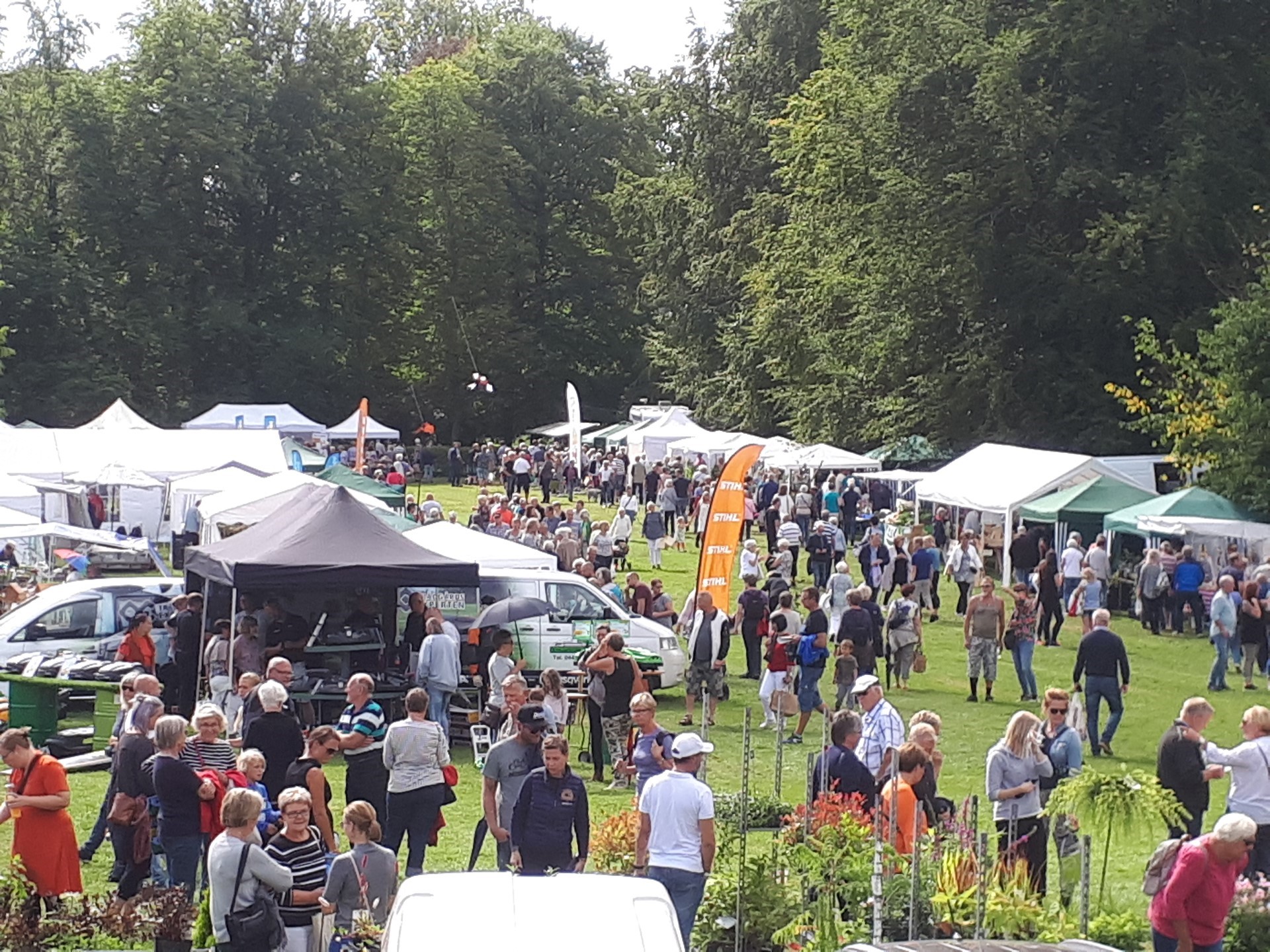 Trädgårdsdagen på Bäckaskogs slott - Riksförbundet Svensk Trädgård