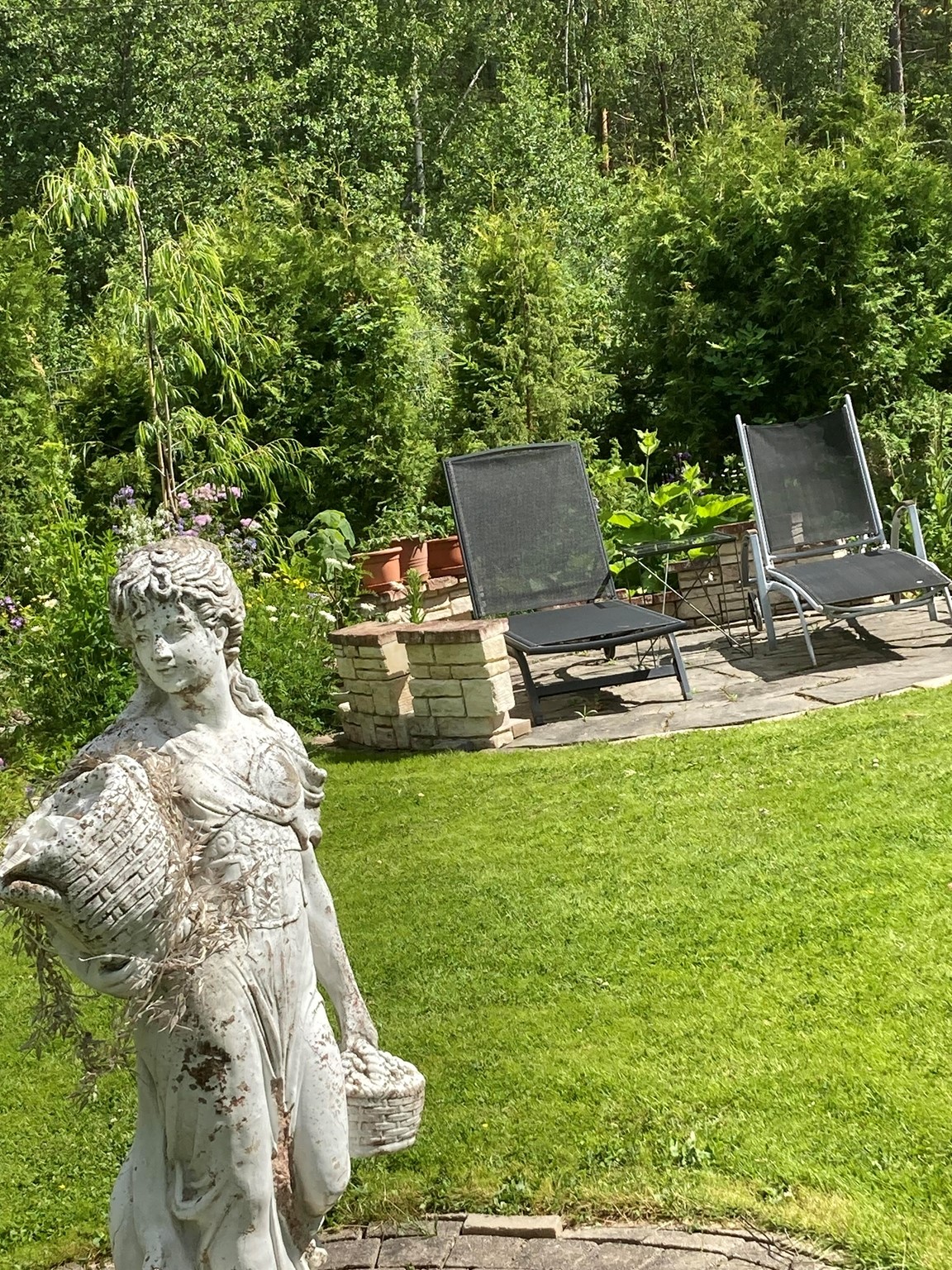 Gun-Britt och Anders trädgård - Riksförbundet Svensk Trädgård